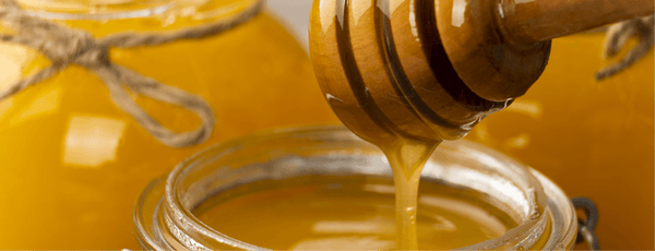Honey vs. Sugar: Health Benefits & Sweetness Compared